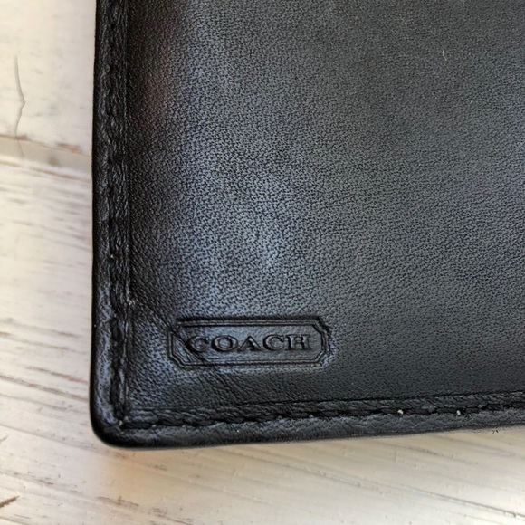 Coach | Bags | Coach Signature Canvas Turnlock Wallet | Poshmark